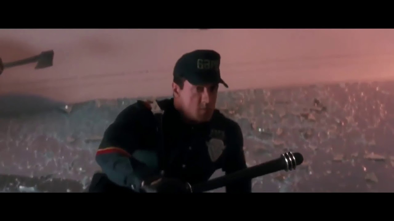 Demolition man. Museum is not longer sealed - YouTube