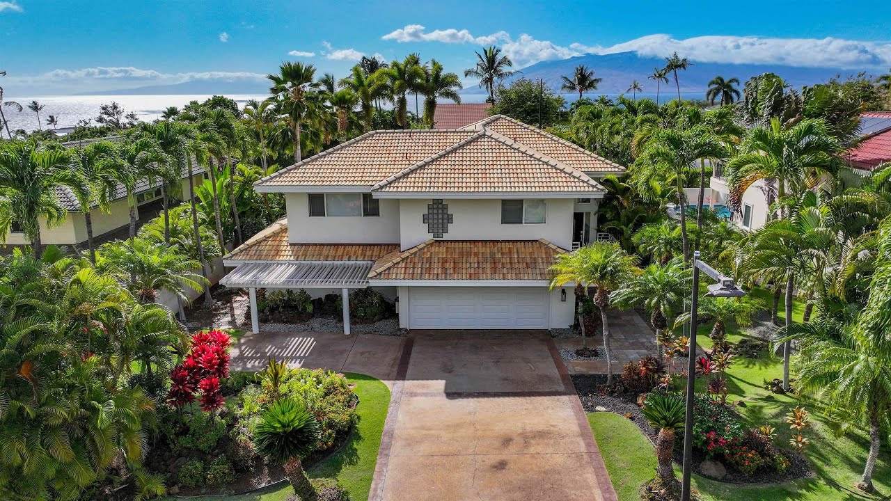 Wailea Pualani Estates Luxury Home Tour | 4 Bed, 3 Bath + Pool - YouTube