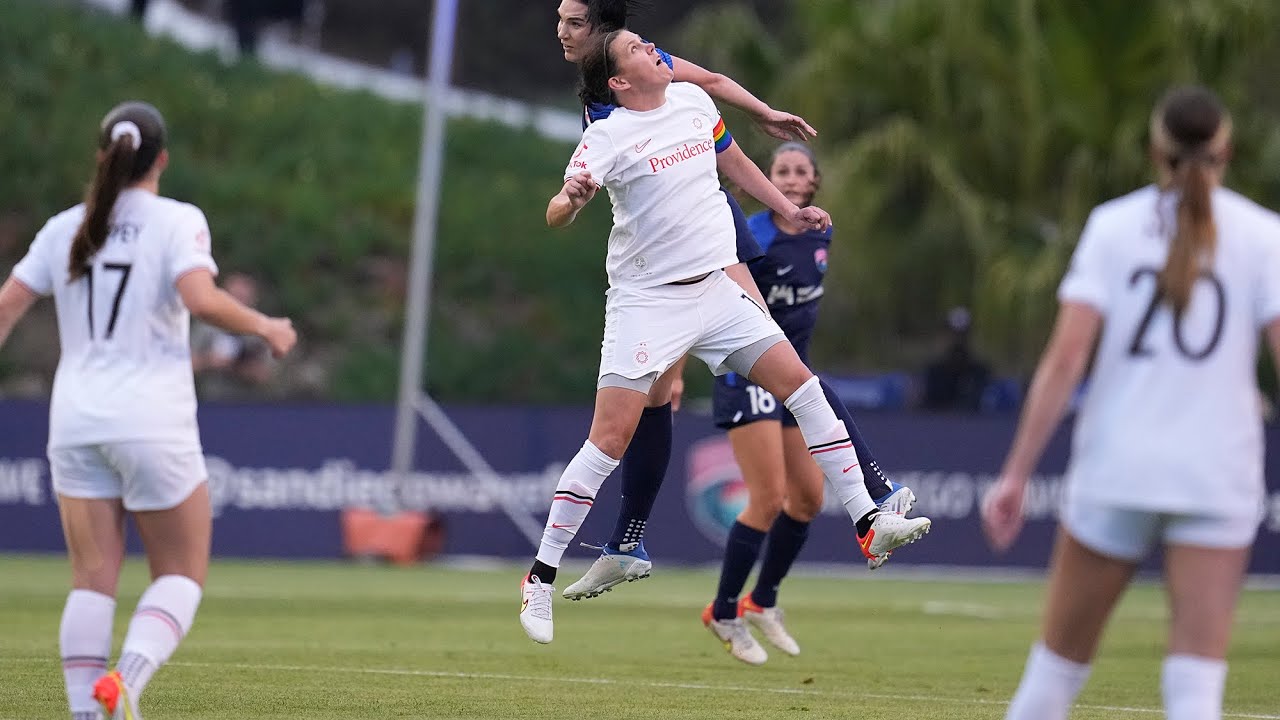 GOAL | Christine Sinclair scores a quick goal after halftime against SD ...