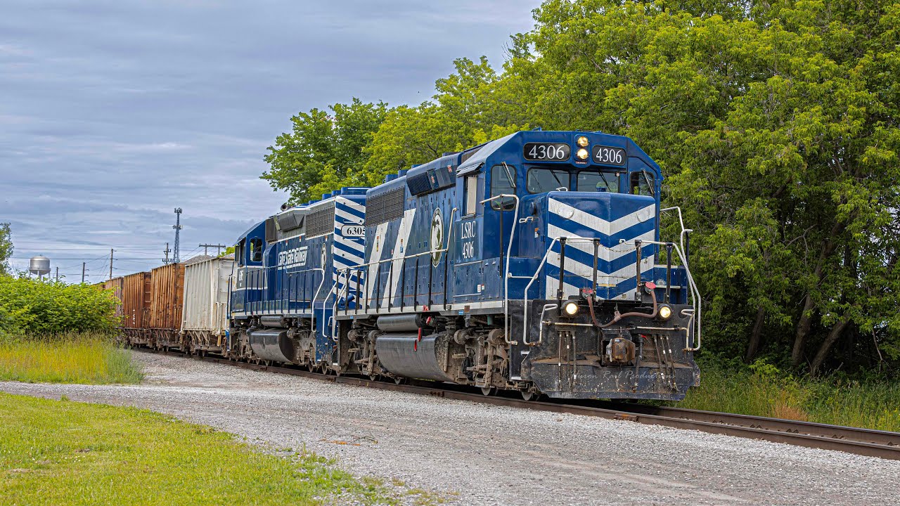 LSRC 4306 and LSRC 6305 Leading Train 326S From Alpena to Ossineke ...