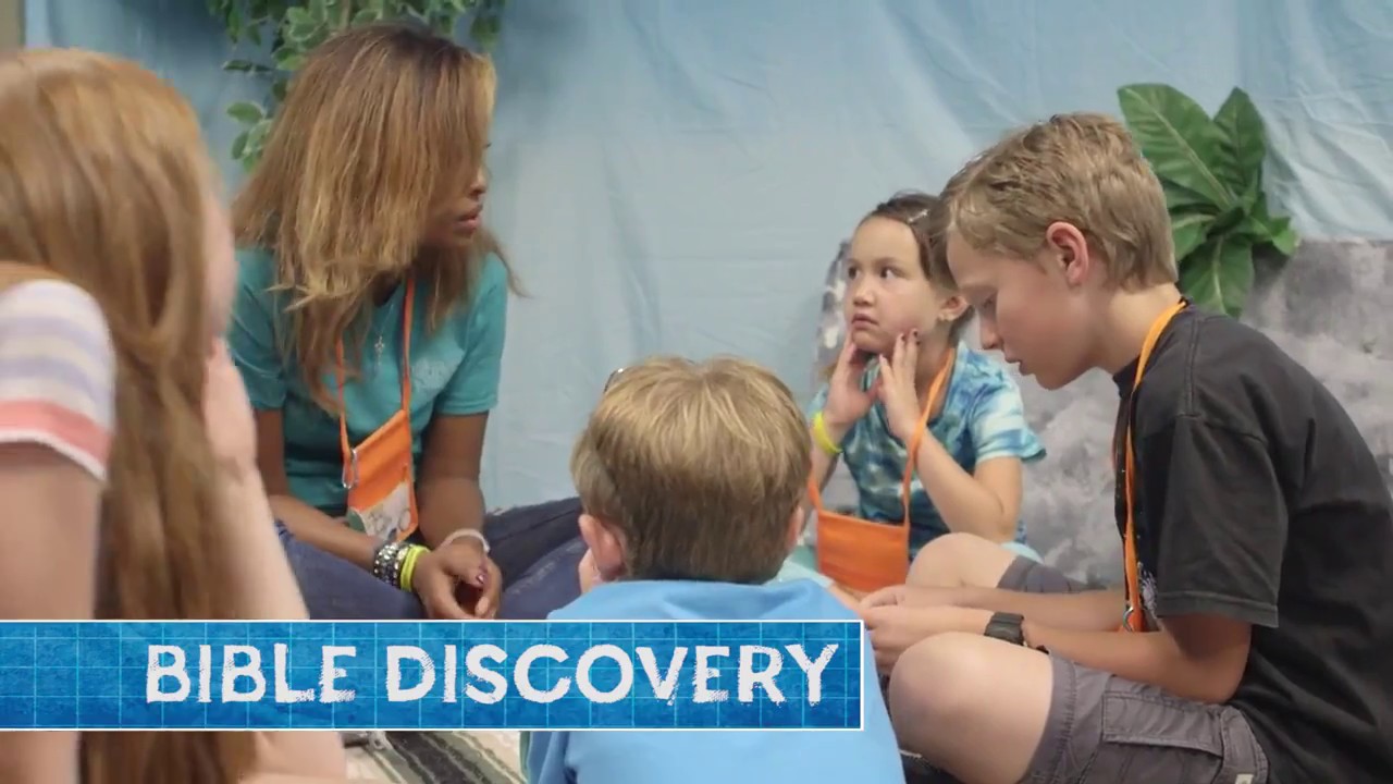 Bible Discovery at Maker Fun Factory VBS - YouTube