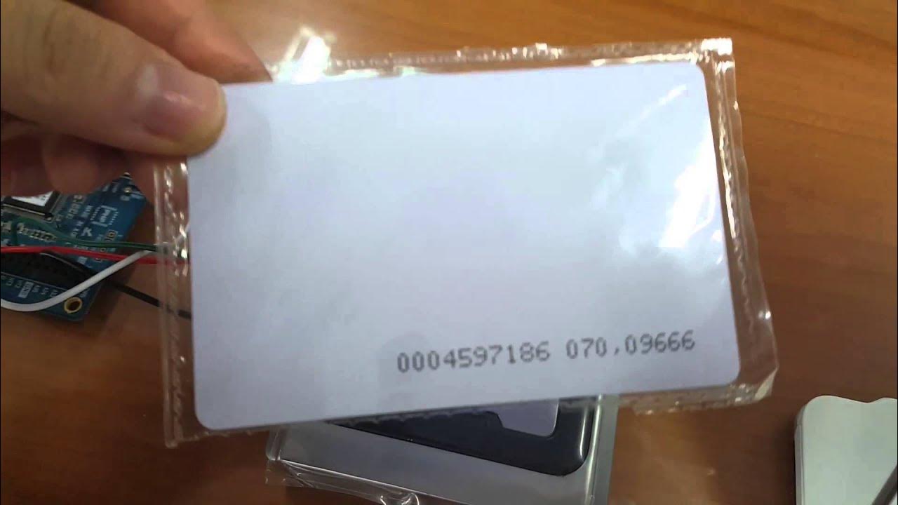 Interfacing PHPoC Blue with Wiegand RFID reader and reading with web socket - YouTube