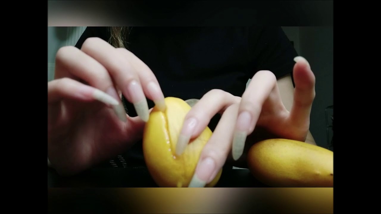 long nails scratch table mango - YouTube