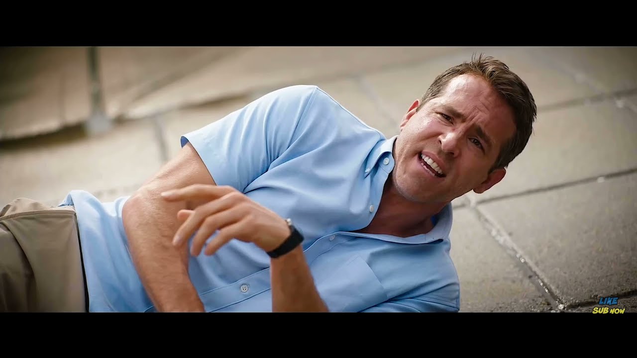 "I'm In A Video Game!" Scene | FREE GUY (NEW 2021) Movie CLIP 4K - YouTube
