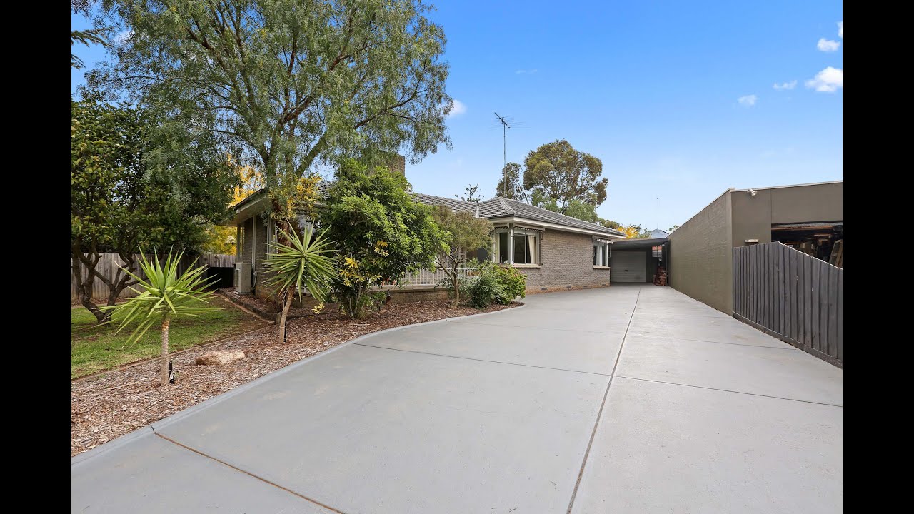 9 Lime Crescent, Lara - YouTube