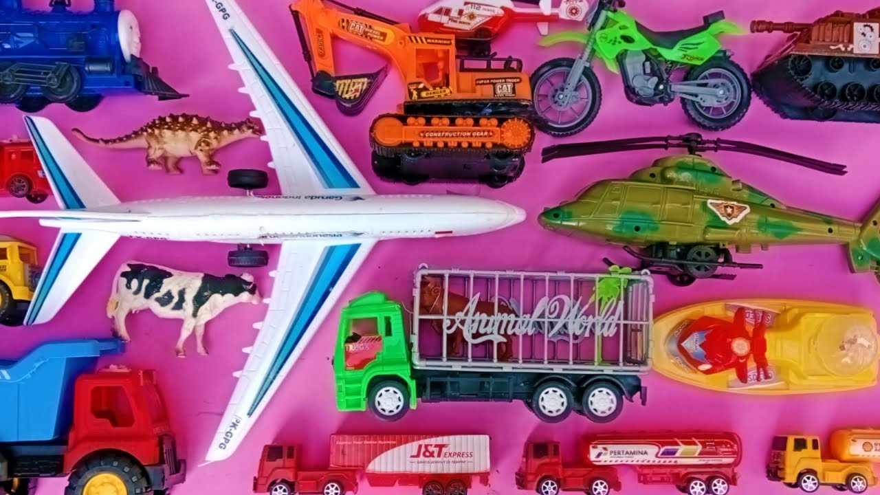 pesawat garuda indonesia, mobil angkutan sapi, dump truck, excavator ...