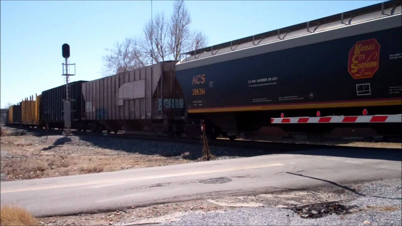 KCS 2977 - 2829 - YouTube