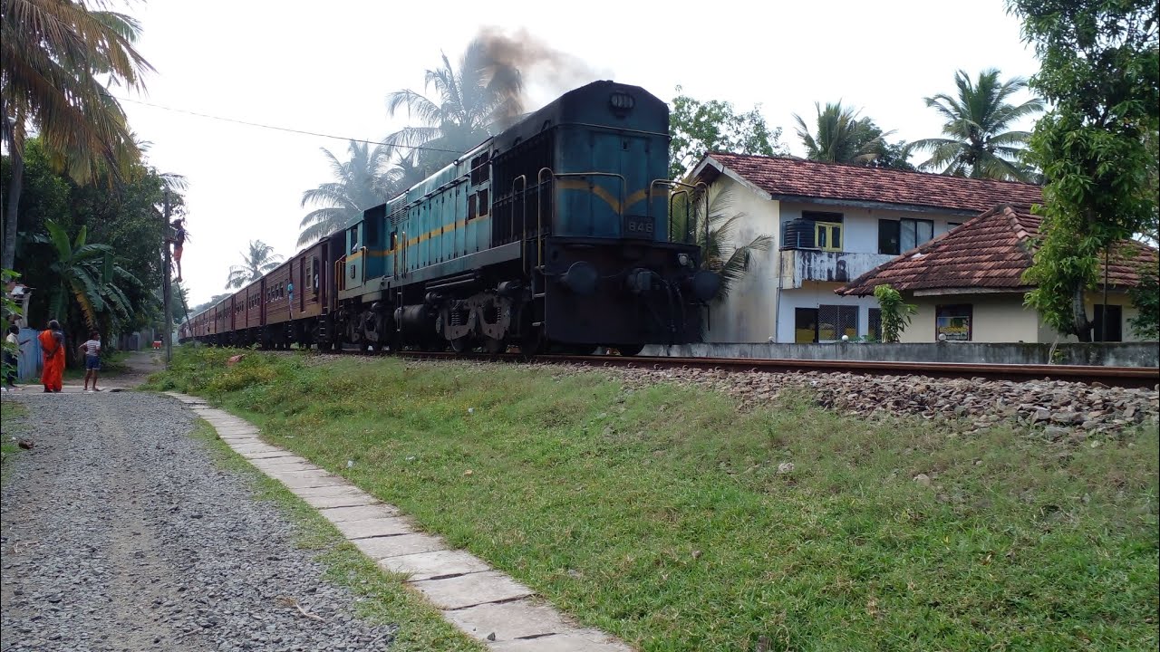 Sri Lanka Railway M8 848 Rajarata Rejina Train Leaving Weligama Railway ...