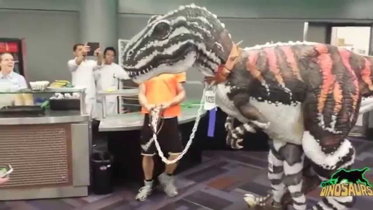 Crazy Dinosaur! Tyrannosaurus Rex Has Fun in Restroom - YouTube