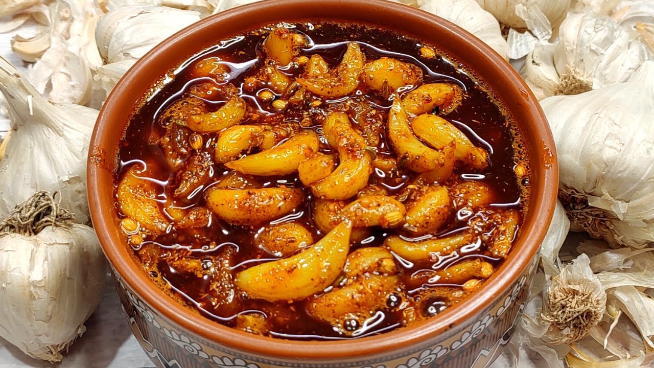 सालों-साल चलने वाला लहसुन का अचार। Garlic Pickle Recipe। Lahsun Ka ...