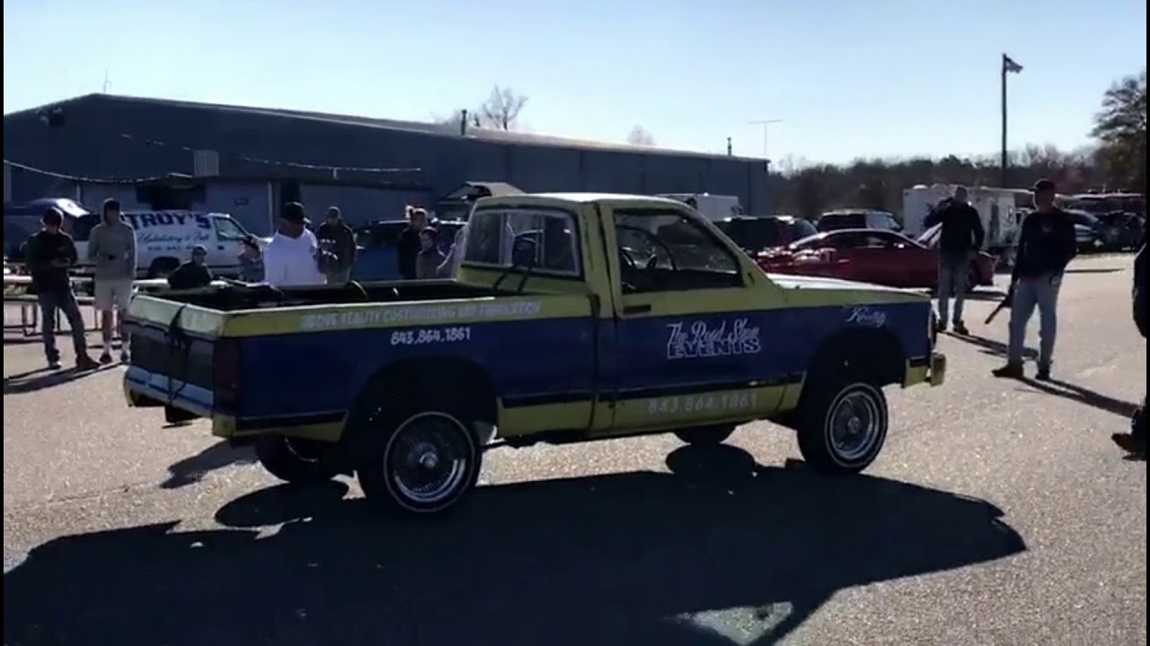 s10 lowrider dancing - YouTube