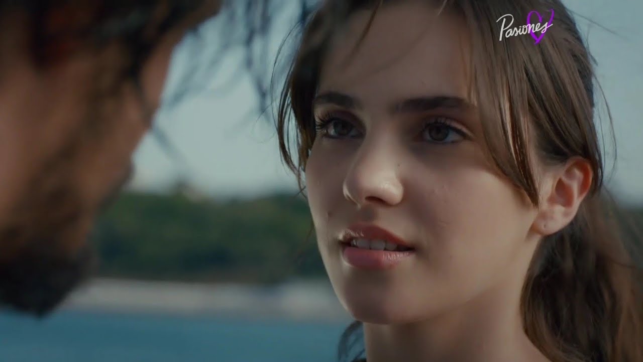 Cennet - Capítulo 9 - Selim le desmuestra su Amor a Cennet - YouTube