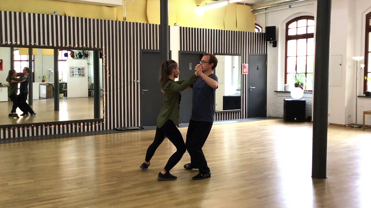 Tanzhaus Langsamer Walzer 1 Standard Tanzhaltung - YouTube