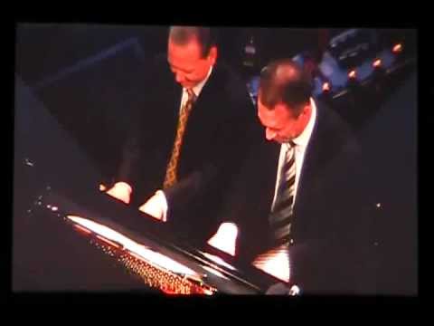 Gerald Wolfe, Stan Whitmire on a duet of "Just Over in Gloryland" - YouTube