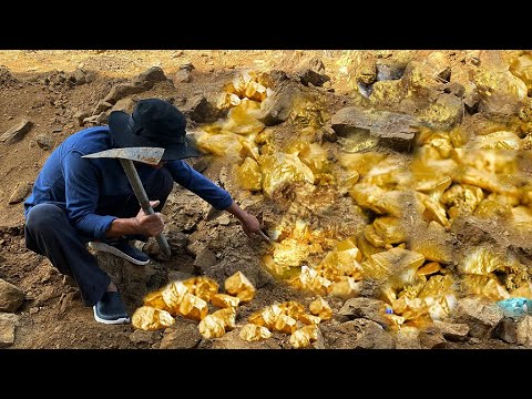 amazing videos finding gold!gold miner found a lot of gold under stone ...