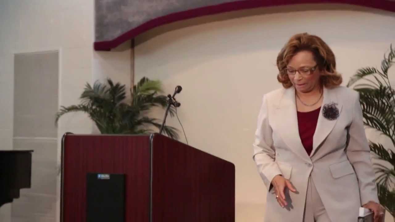Dr. Debra Saunders-White Campus Welcome June 3, 2013 - YouTube