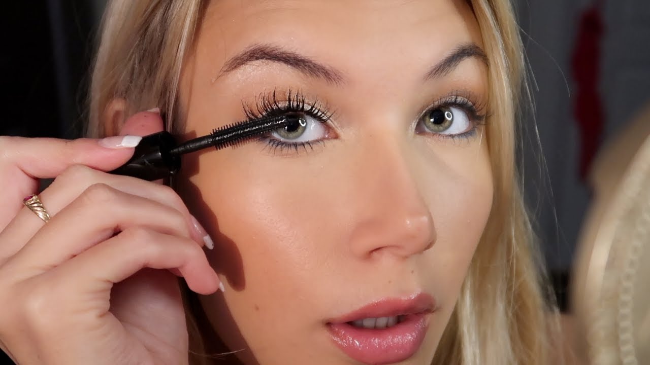 ASMR UP CLOSE Mascara Routine w/ Whispering - YouTube