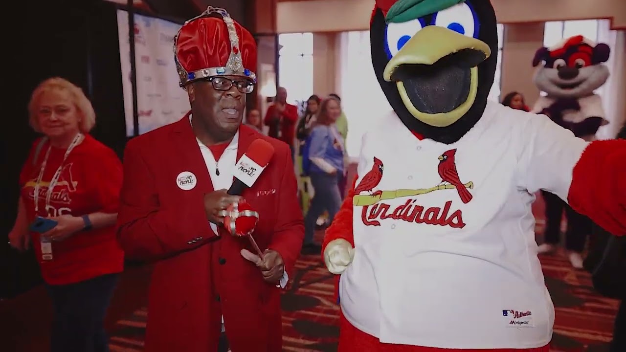 Shake Your Tailfeather... Come Get YO Fred Bird ⚾⚾⚾⚾ - YouTube