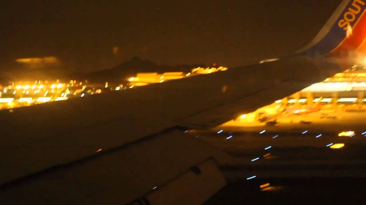 Lightning Strikes Outside My Airplane Window - YouTube
