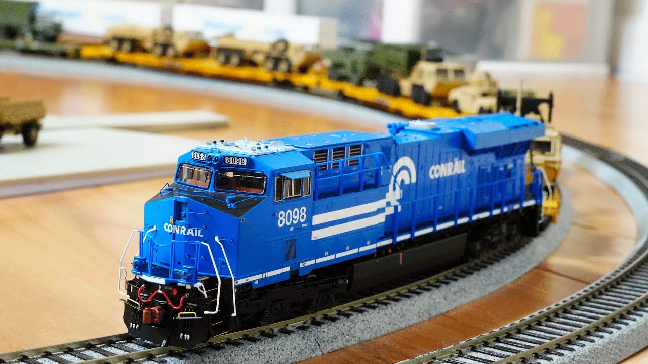 NS Conrail Heritage Unit HO Scale Unboxing - YouTube