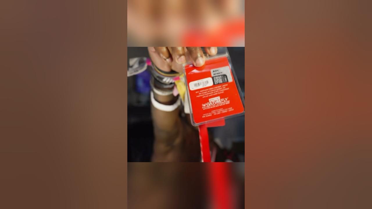 Speed got free KFC for ever 🫡 #ishowspeed #streamer #funny #kfc - YouTube