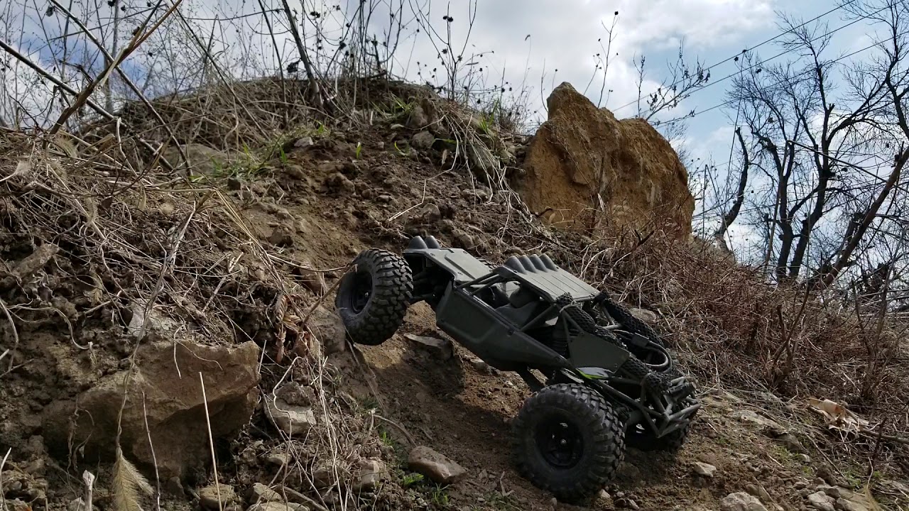Wl 10428 axial trepadors vs traxxas trx4 tires. Camo olive drab paint ...