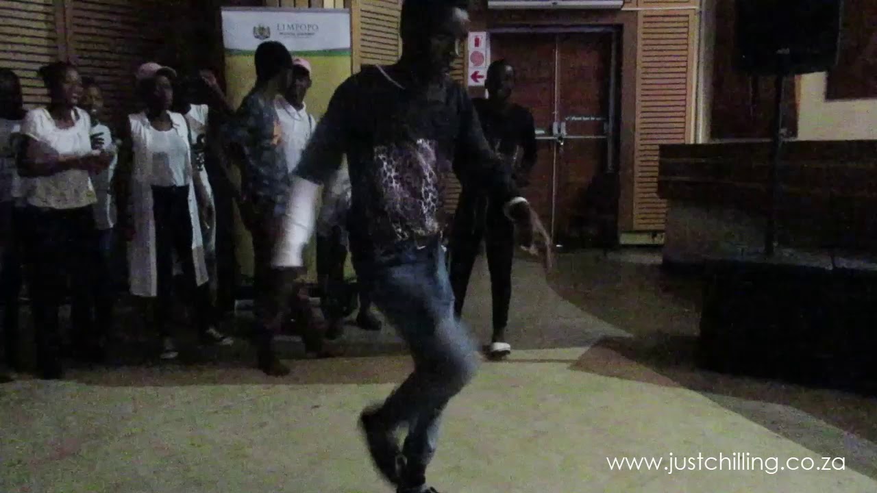 Modimolle's Young Pantsula Dancers cause a dance frenzy during ...