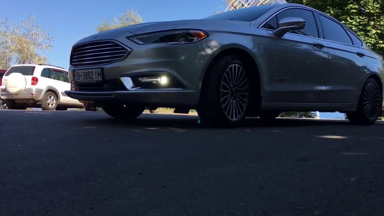 FORD FUSION HYBRID TITANIUM PLATINUM 2018 - YouTube