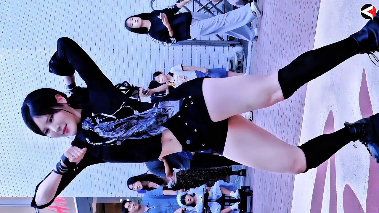 [AV]VIDS 비즈니스 가은 직캠 cover 25.09.14 홍대 1Busking A.C.E .Lee - YouTube