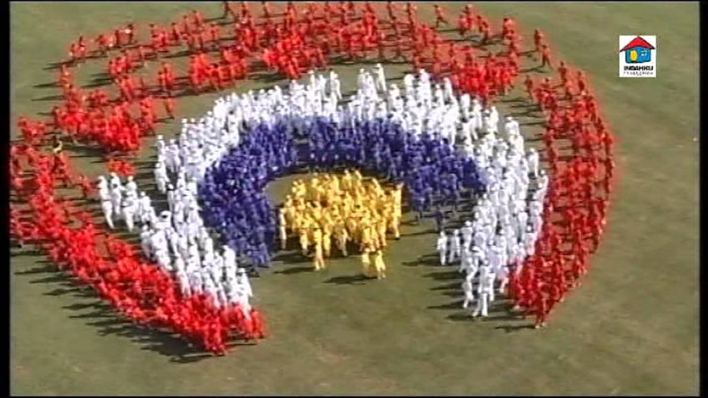 Merdeka 55 Pahang - Bhg 04: Human Graphic - YouTube