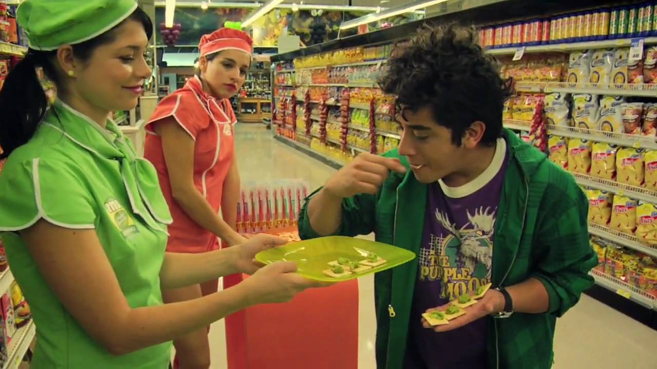 SUPER trailer oficial - YouTube