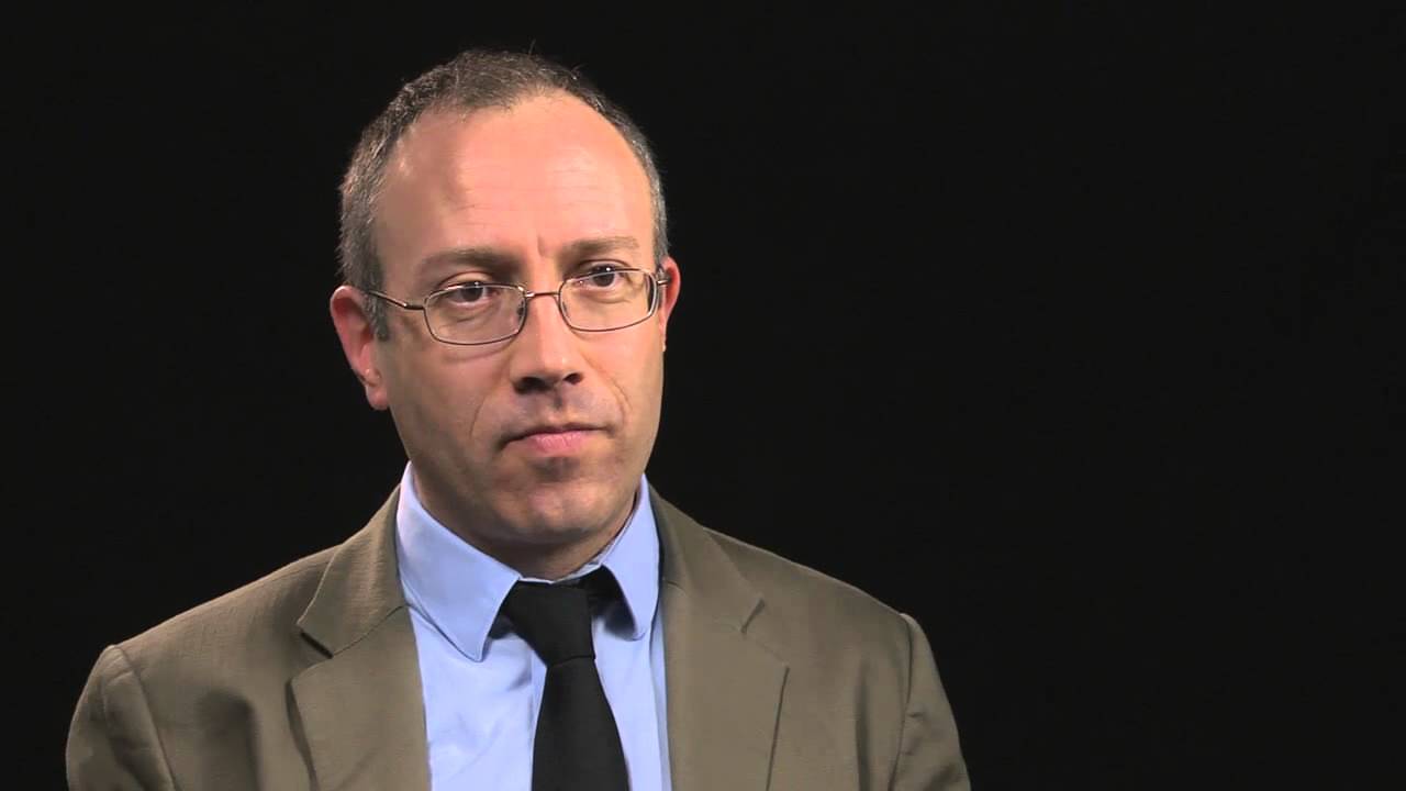 Astrobiologist Caleb Scharf Talks Close Encounters With Meteors - YouTube