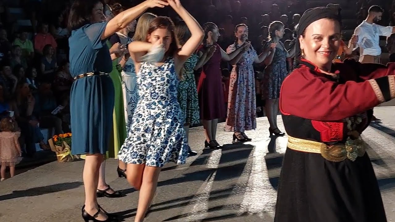 Βαρέθηκα ο μαύρος τήν ξενιτιά νιάτα μου και λεβεντιά μου- ΗΛΙΑΣ ΓΑΚΟΣ ...