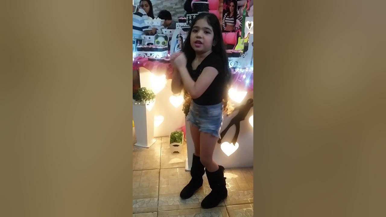 Míni Anitta Youtube