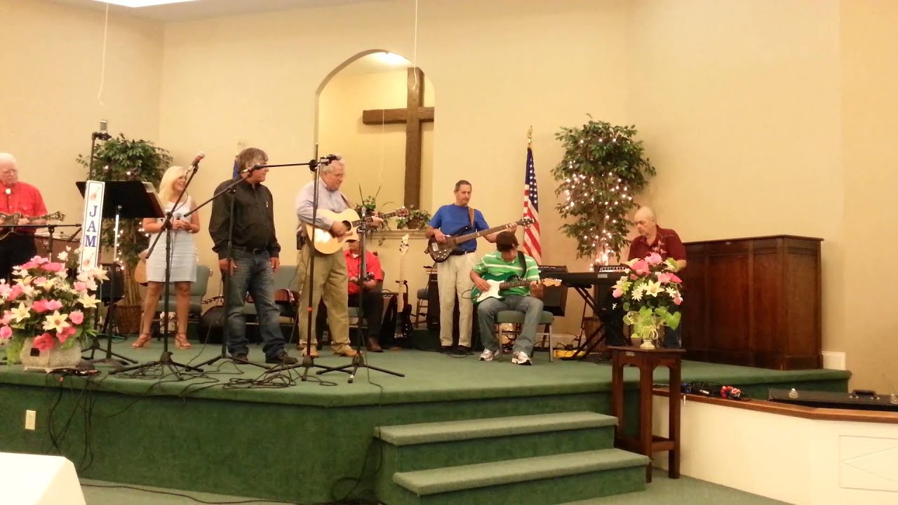 Beulah Land as sung by Darrell Oliver - YouTube