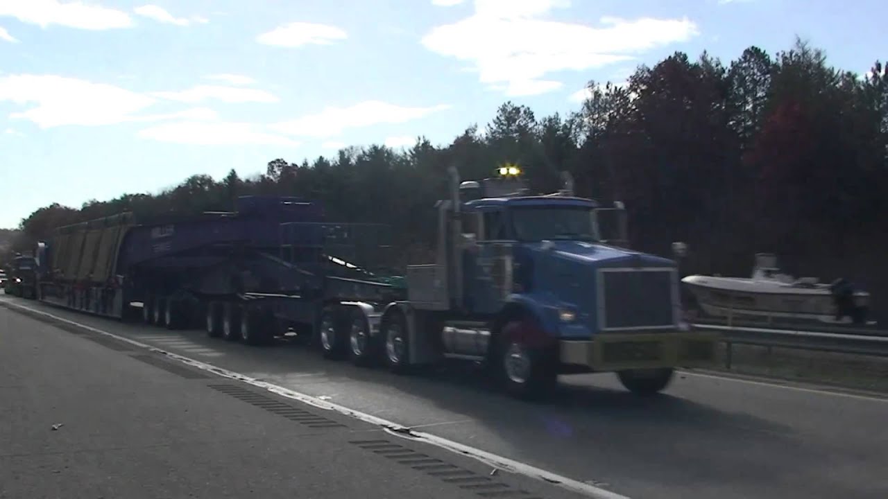 BIGGEST SEMI TRAILER I HAVE EVER SEEN MAYBE 150 FOOT LONG - YouTube