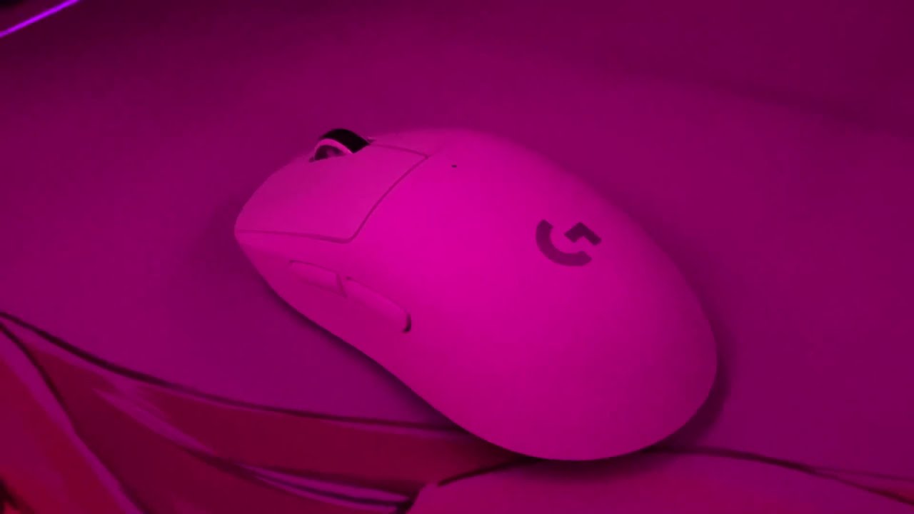 2021 Gaming Setup feat Zero Two - YouTube