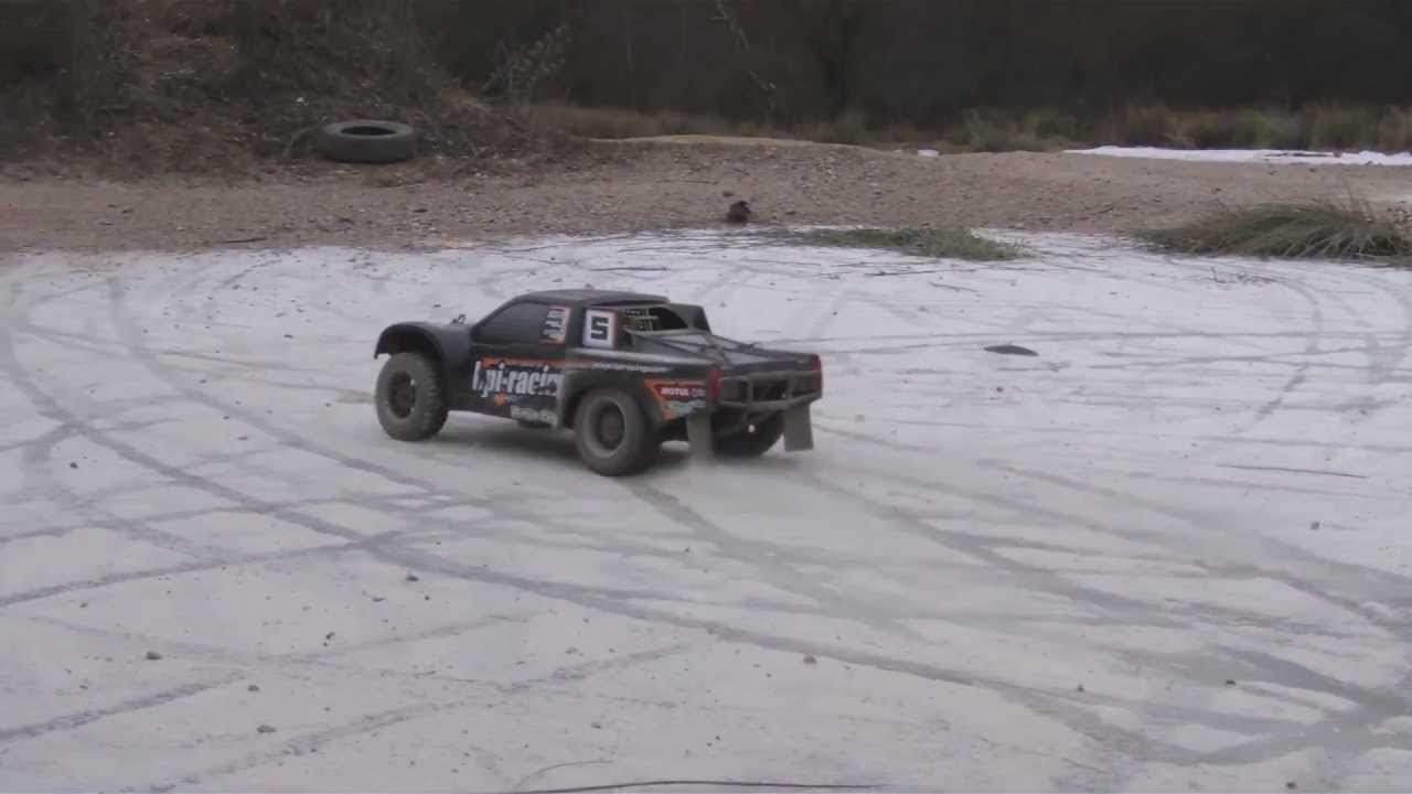 HPI Baja 5SC Short Course Truck bei minus 4° Celsius (Frost) - YouTube