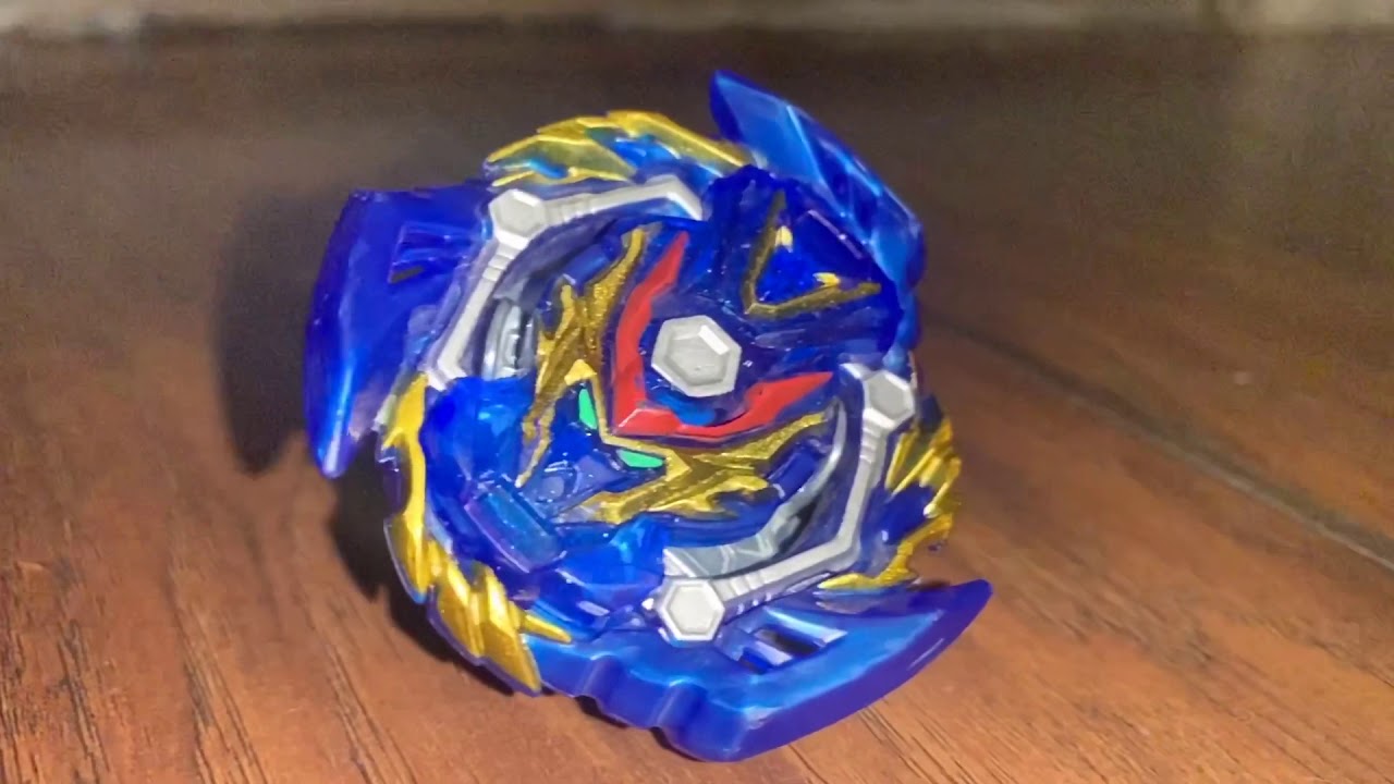 Xcalius X4 CLASHES WITH Sword Valtryek V5 IN BEYBLADE BRUST BATTLE ...