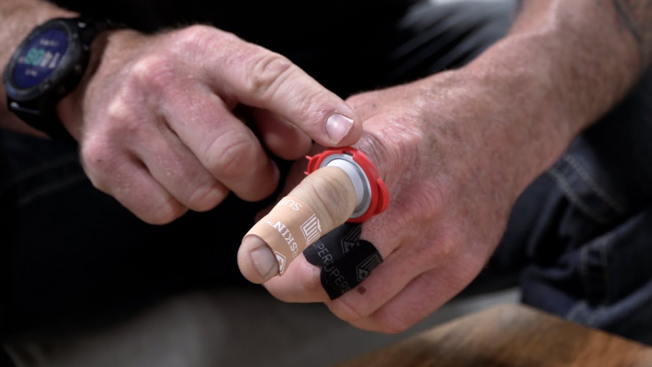 How To Remove A Finger Tourniquet - YouTube