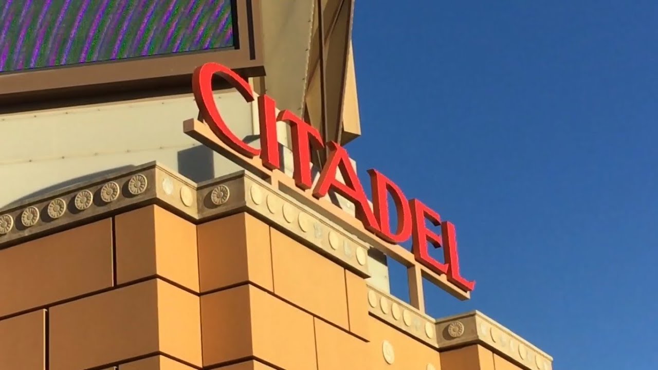 Los Angeles Citadel Outlets - YouTube