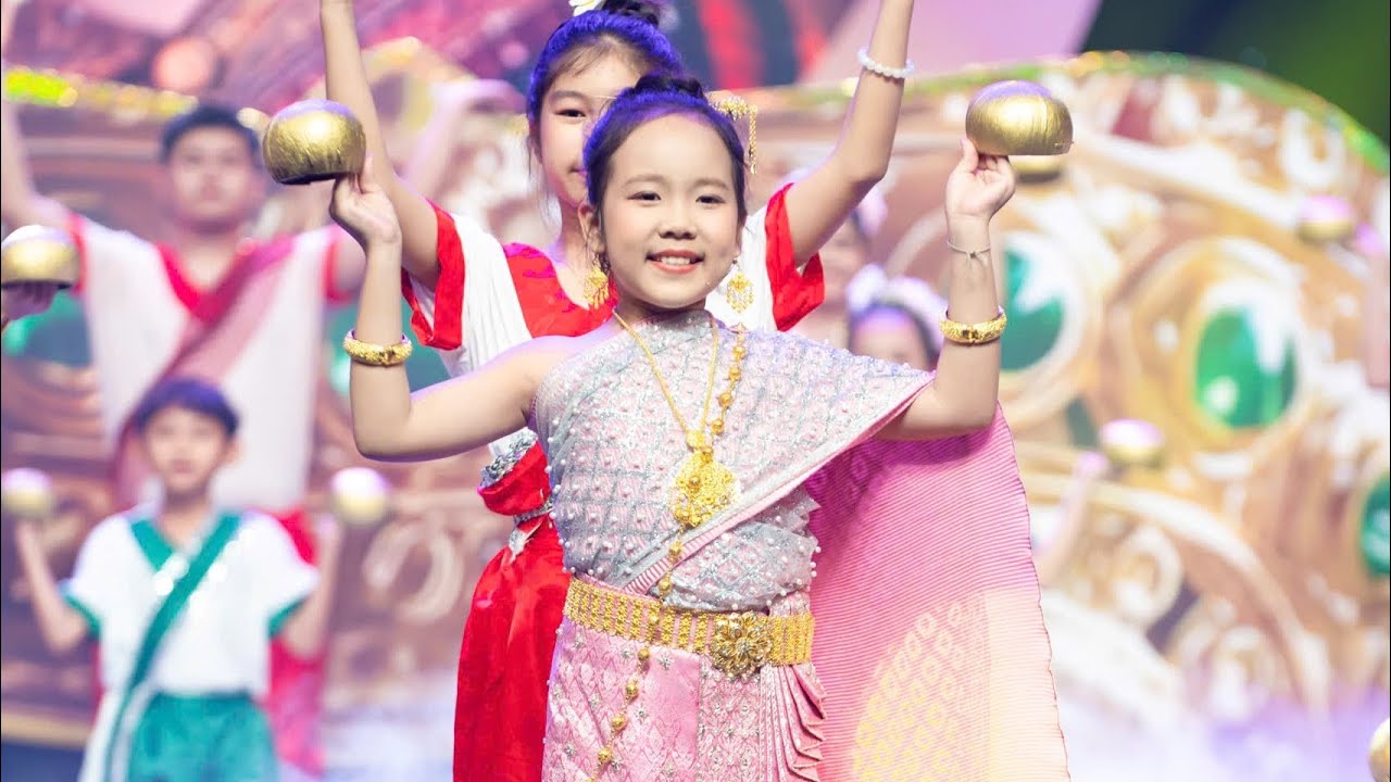 Helen Vũ hát bài em bé Khmer | chạy sân khấu vườn âm nhạc htv - nhạc ...