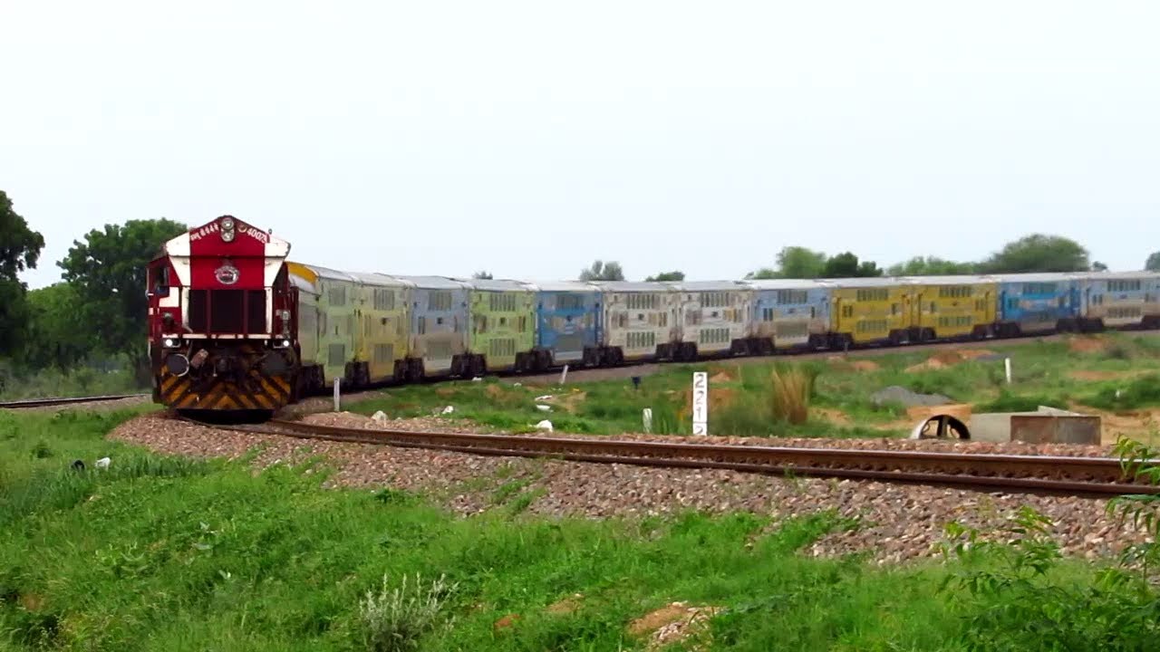 Exploring NWR: Diesel+EMD Superfast Trains of Indian Railways Speeding ...