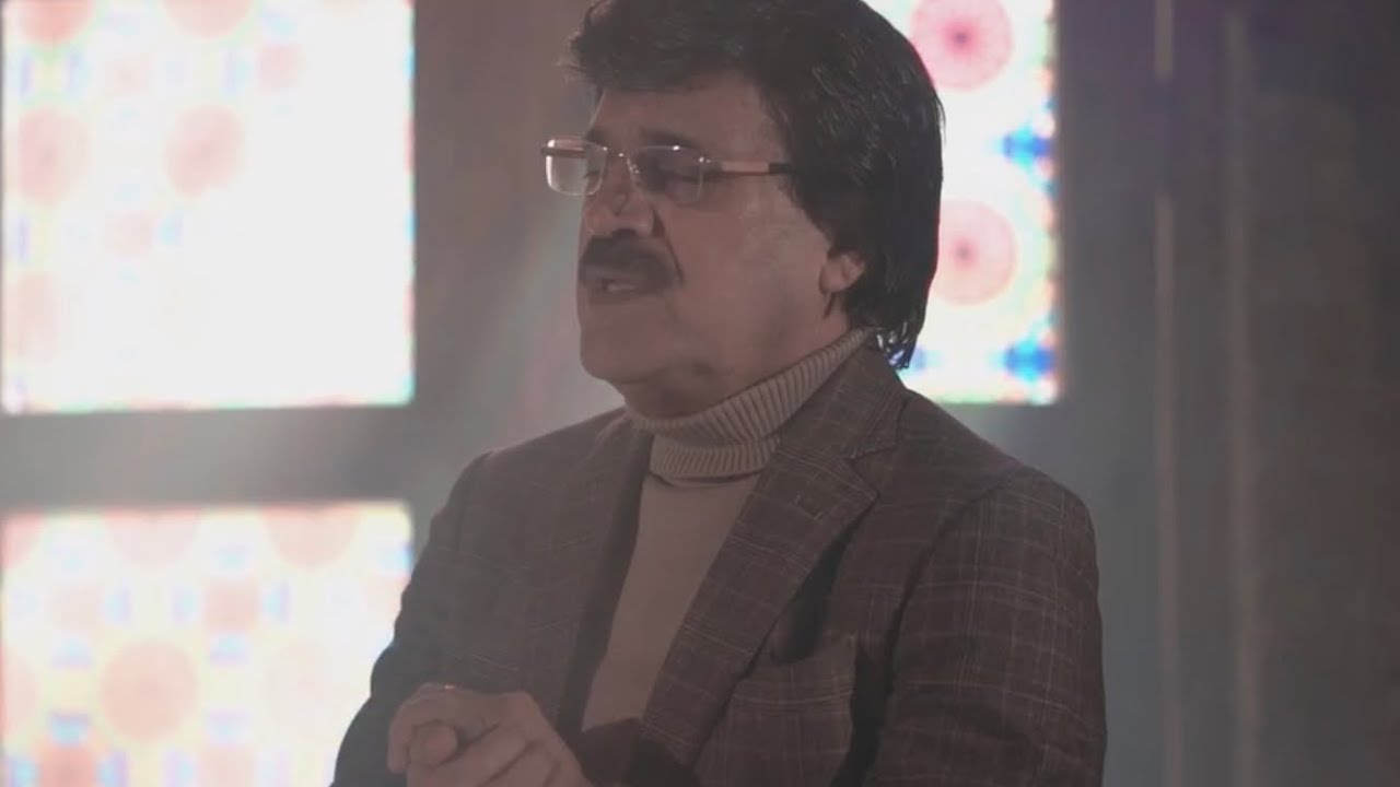 Khoda Sabret Bede – Babak Radmanesh / بابک رادمنش – خدا صبرت بده - YouTube
