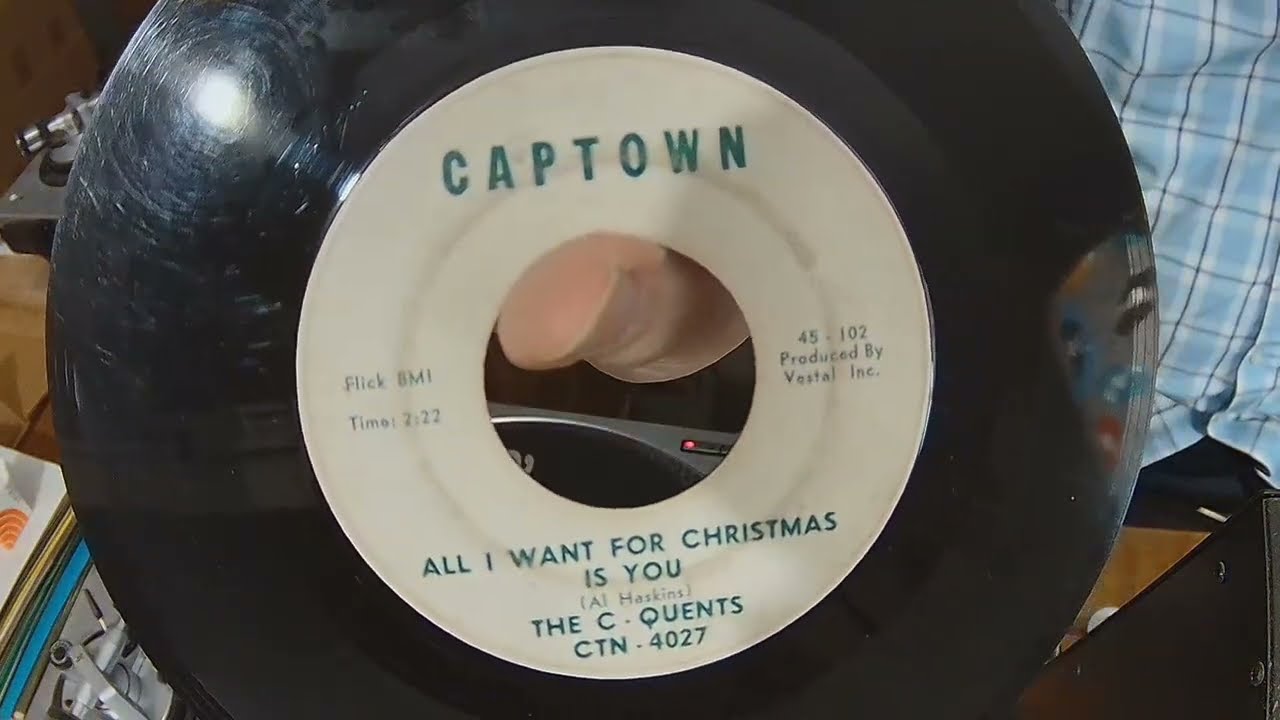 JohnnyG's Vinyltreasure Show "LIVE" 12-18-2024 Spinning SOUL/MOTOWN ...