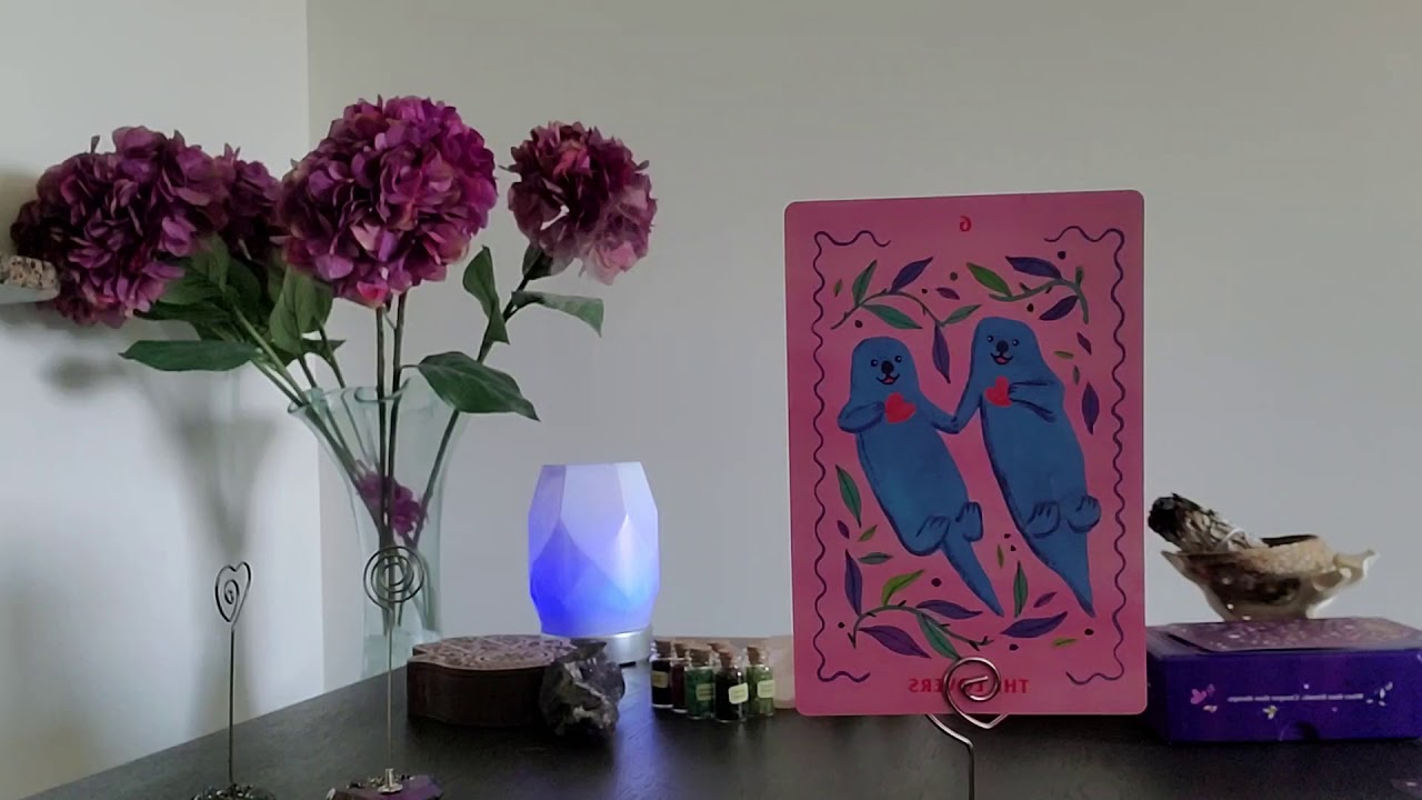 The cusps of GEMINI (Sun): Taurus and Cancer tendencies. - YouTube