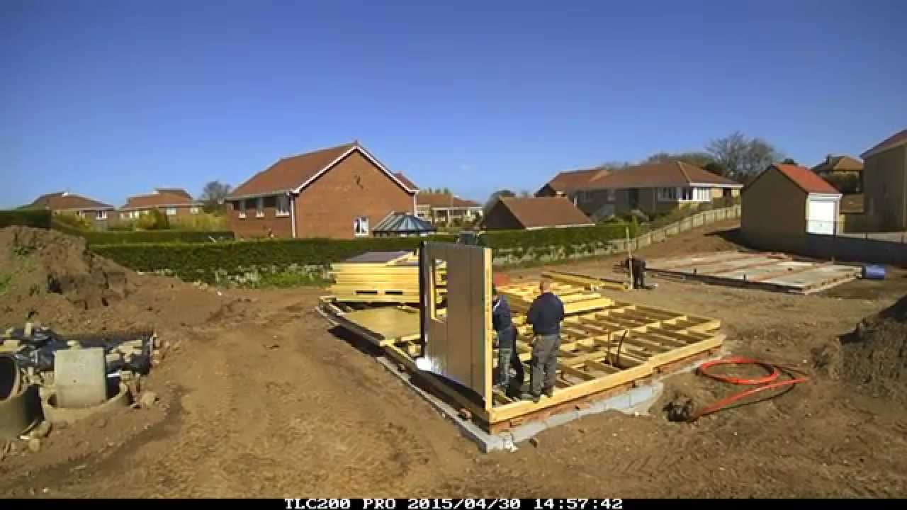 Timber frame erection in Northumberland - YouTube