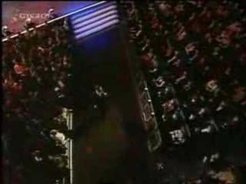 Robbie Williams Feel ( live@ the Echo Berlin) - YouTube