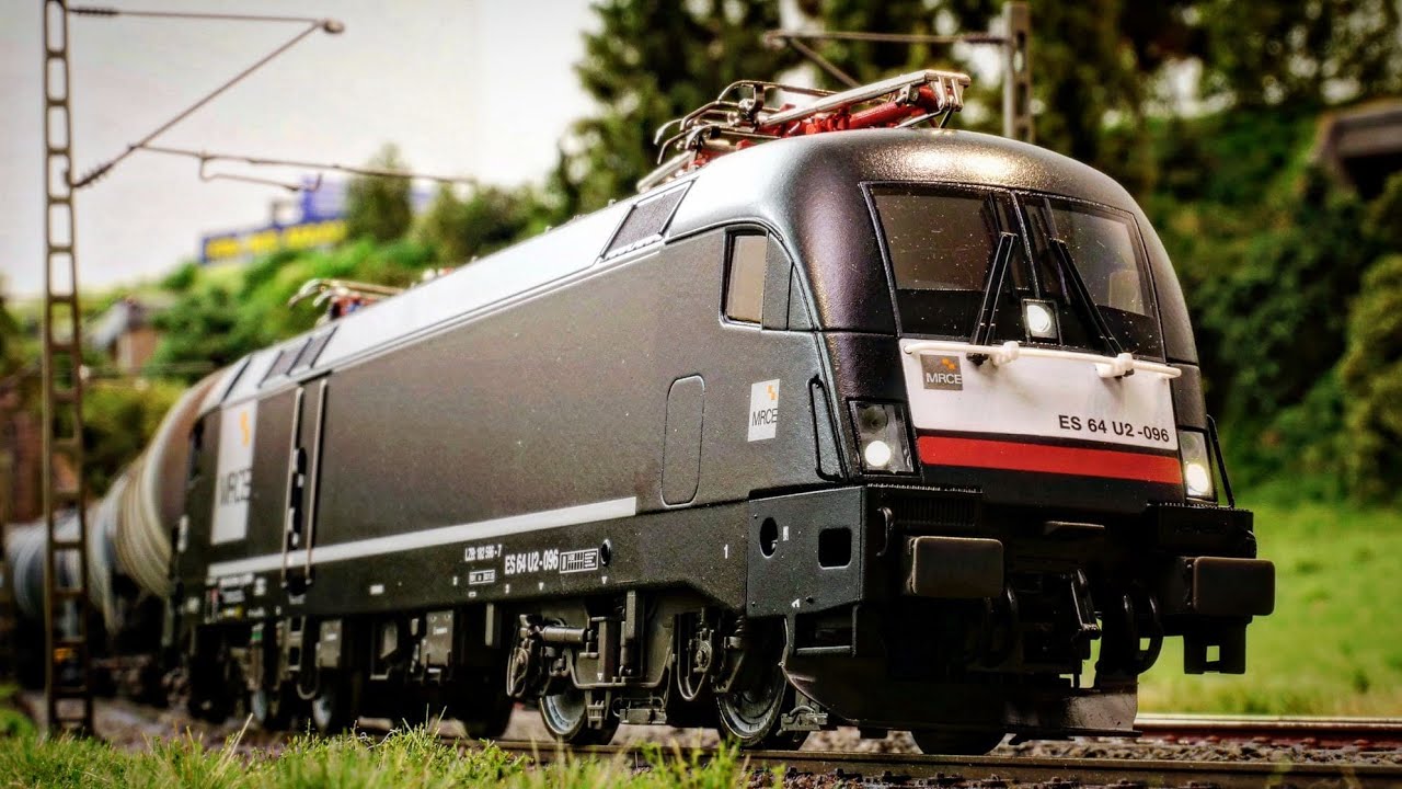 Die Lok, die Musik macht: Roco MRCE Taurus Soundcheck - YouTube