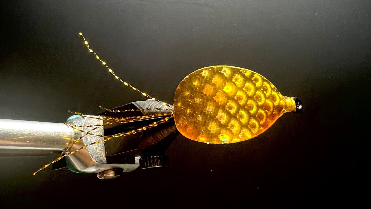 how to tie a spoon fly - YouTube